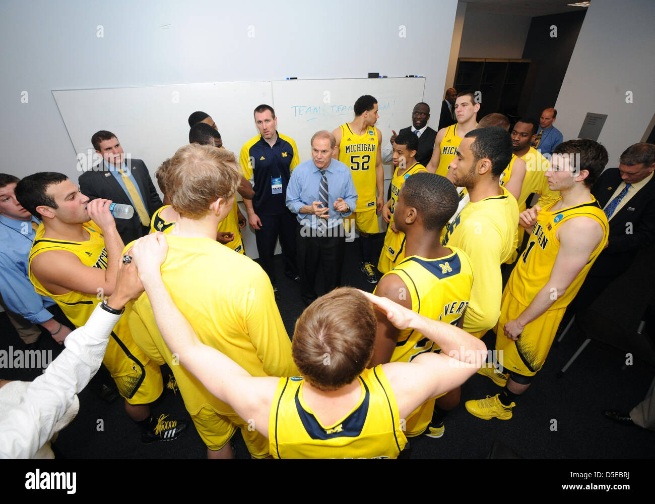 University of michigan locker room hi-res stock photography and images ...