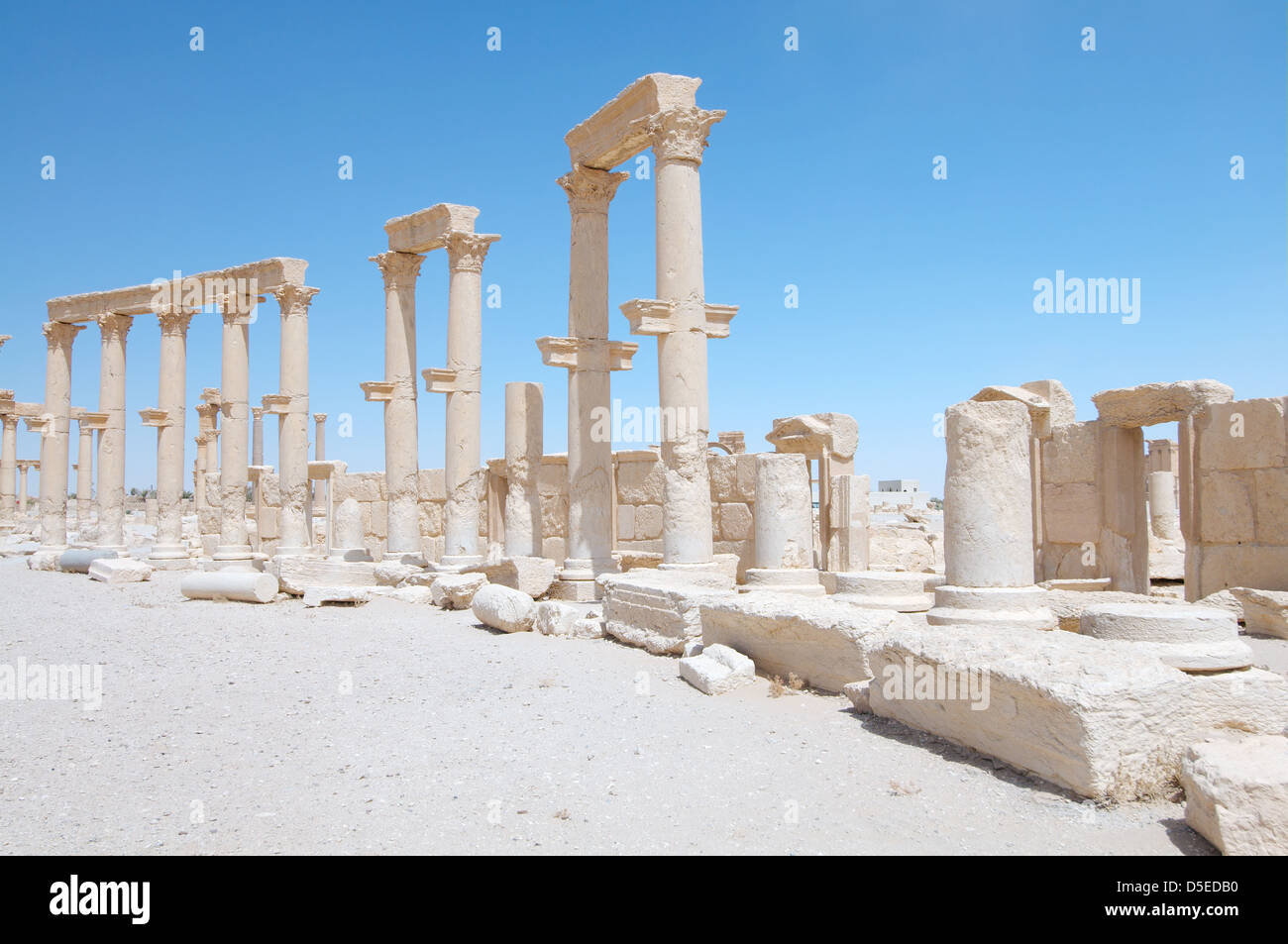 Ancient city of palmyra hi-res stock photography and images - Alamy