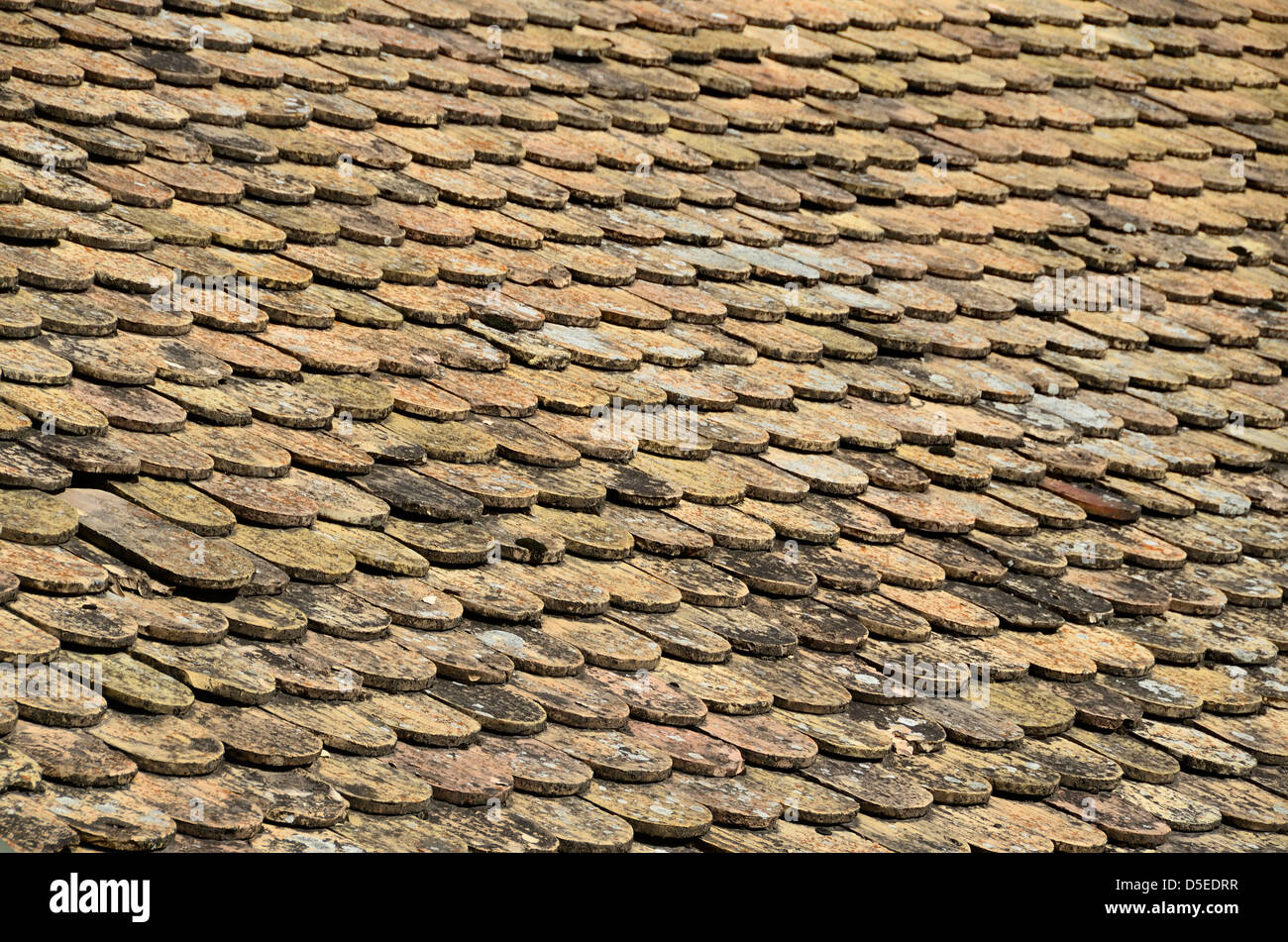 Italy roof tiles hi-res stock photography and images - Alamy