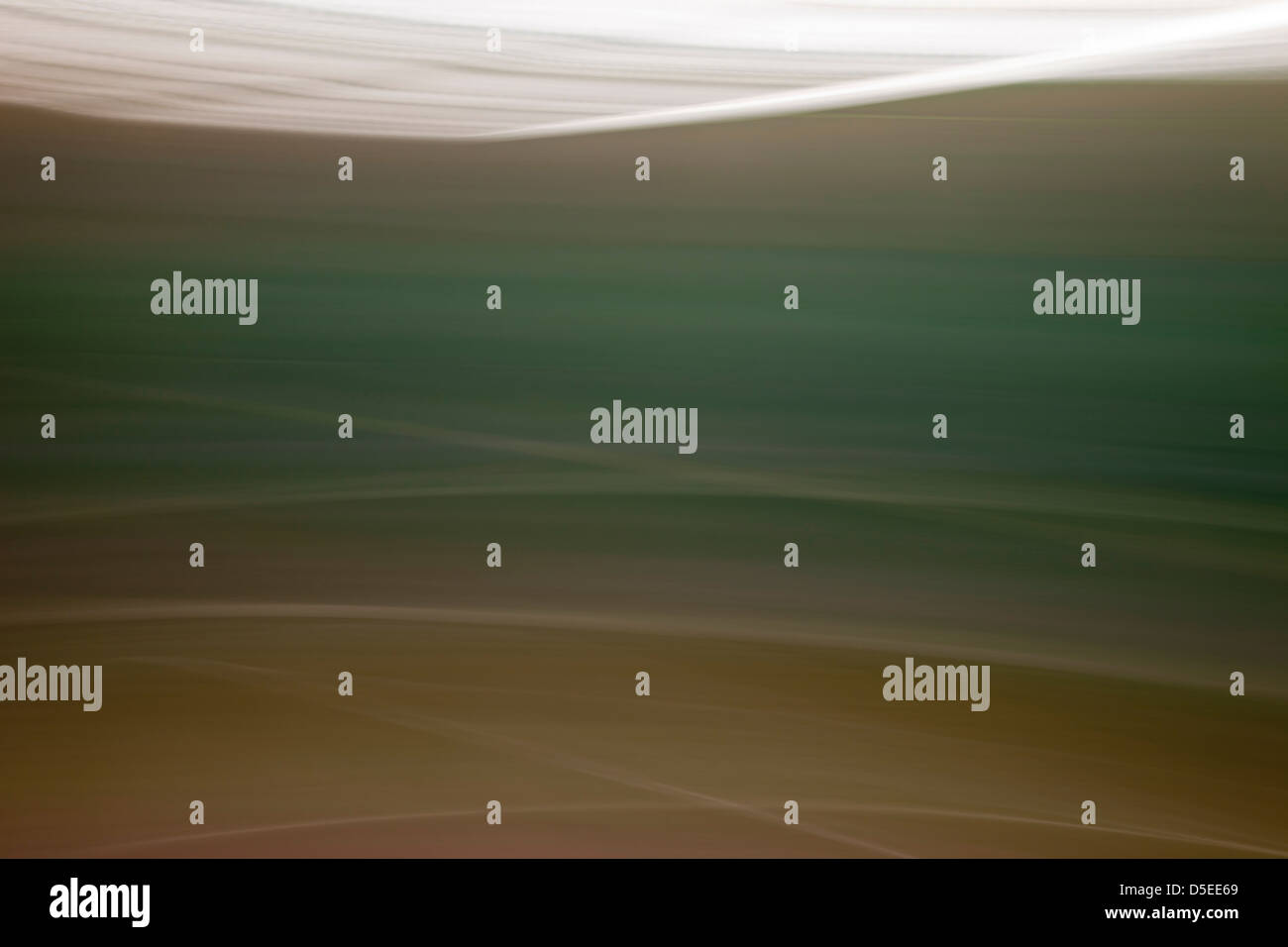 Moving structures hi-res stock photography and images - Alamy