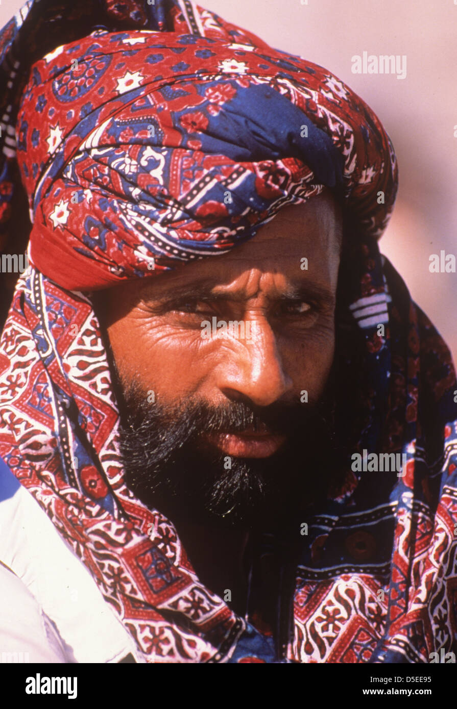 Pakistani Headgear High Resolution Stock Photography and Images - Alamy