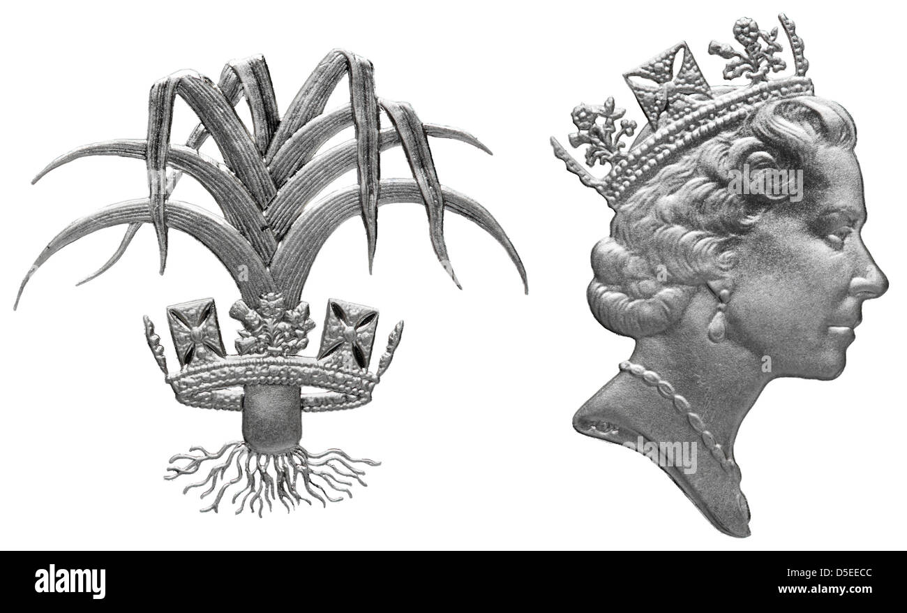 Queen elizabeth ii crown hi-res stock photography and images - Alamy