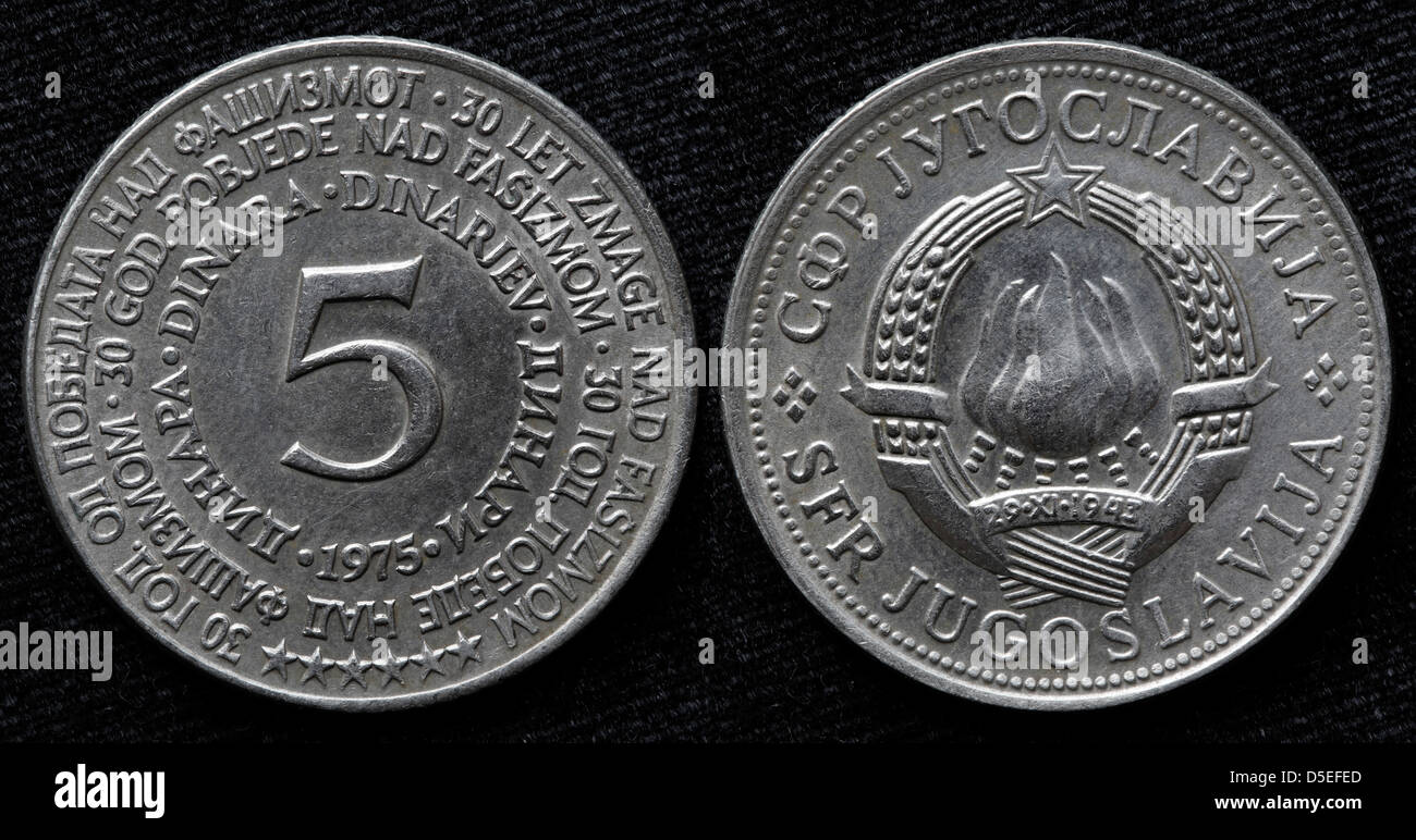 5 Dinar coin, 30th Anniversary of WWII victory, Yugoslavia, 1975 Stock ...