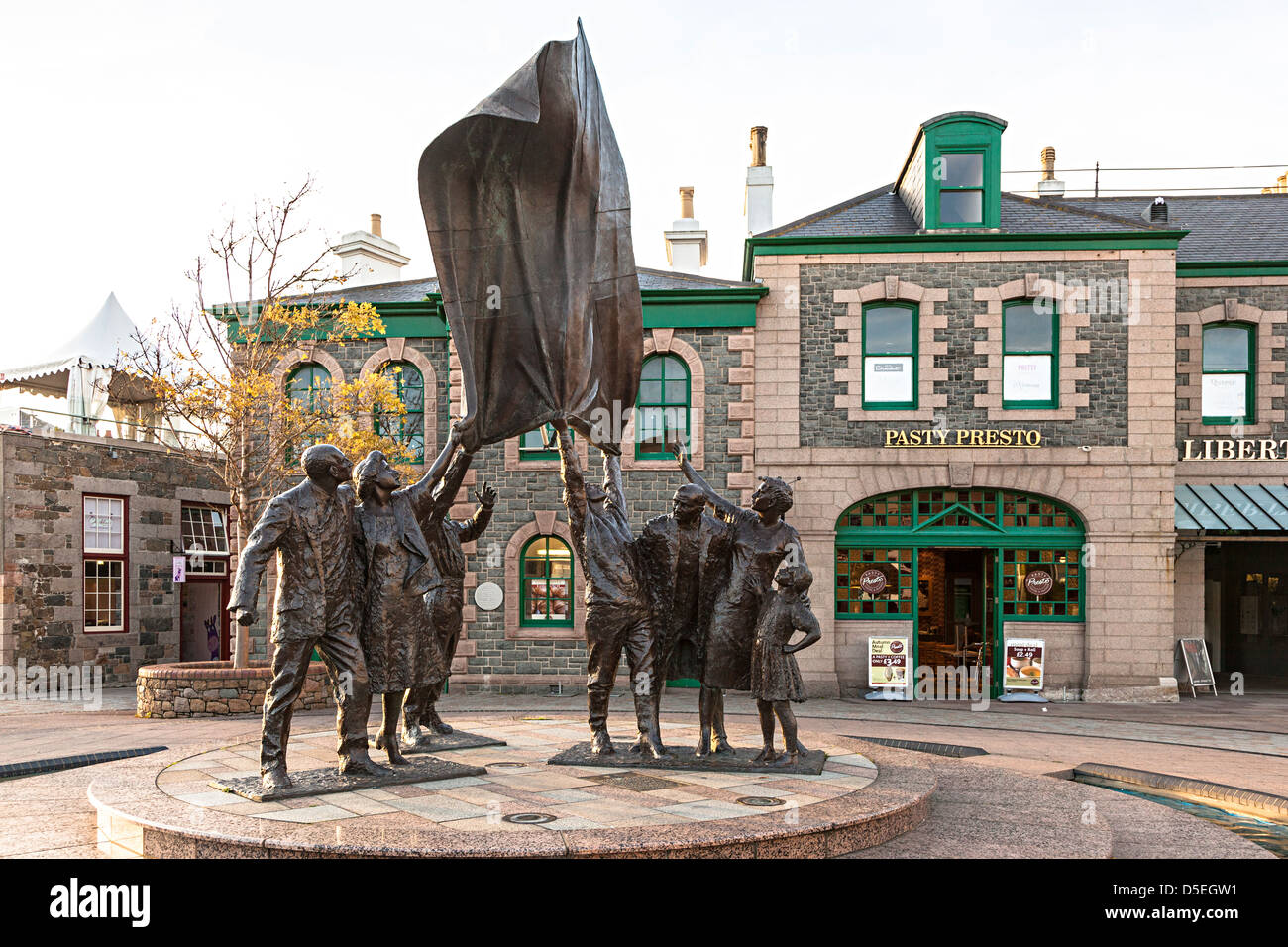 Liberation statue commemorating freedom from occupation, St Helier ...