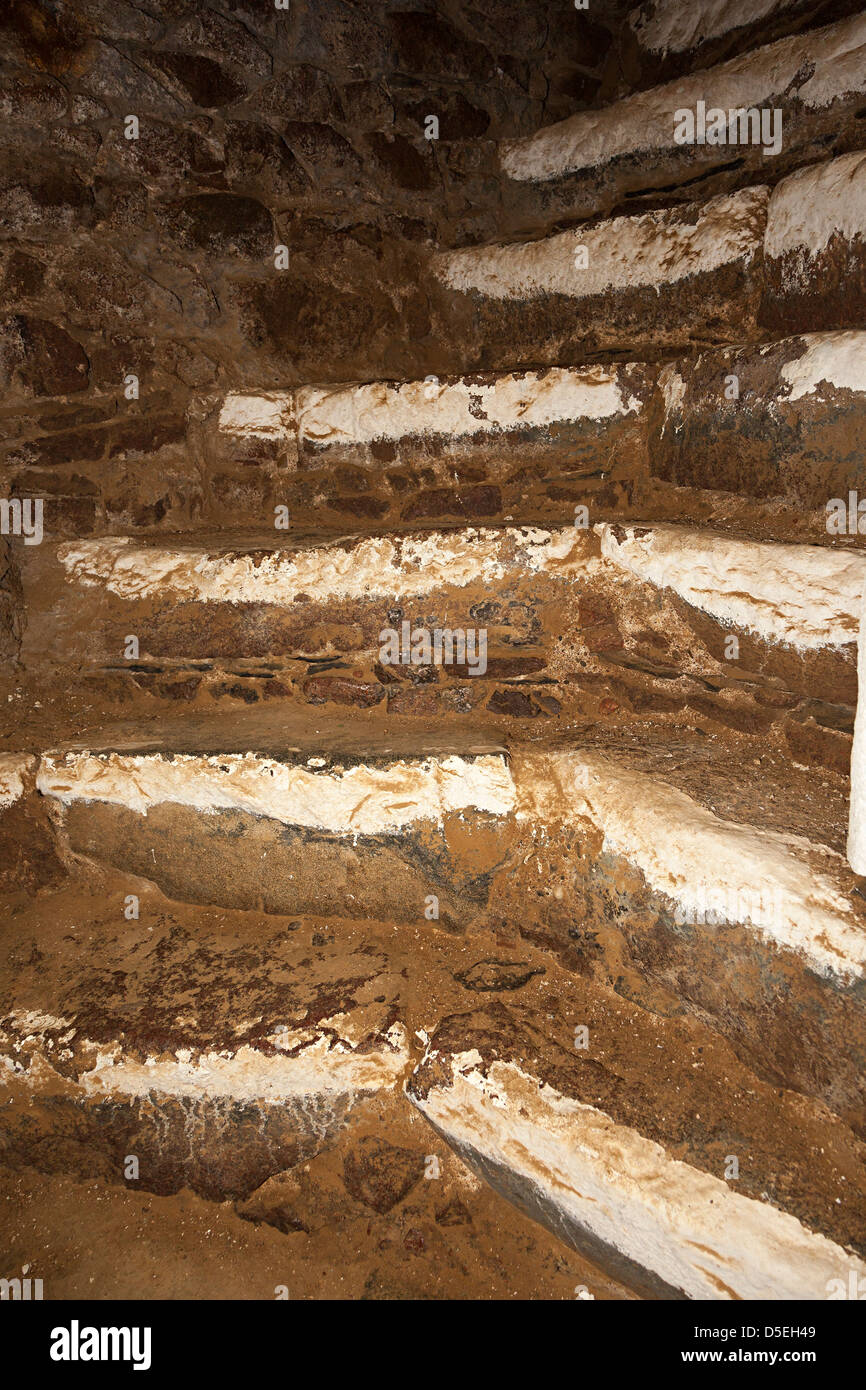 Worn stone steps hi-res stock photography and images - Alamy