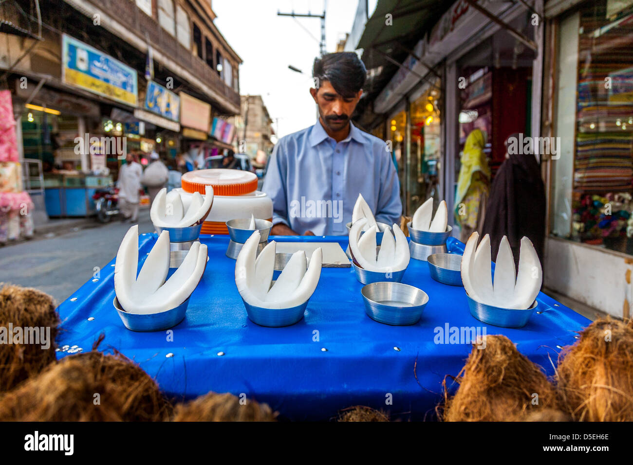 Rawalpindi Bazaar, Pakistan Stock Photo - Alamy