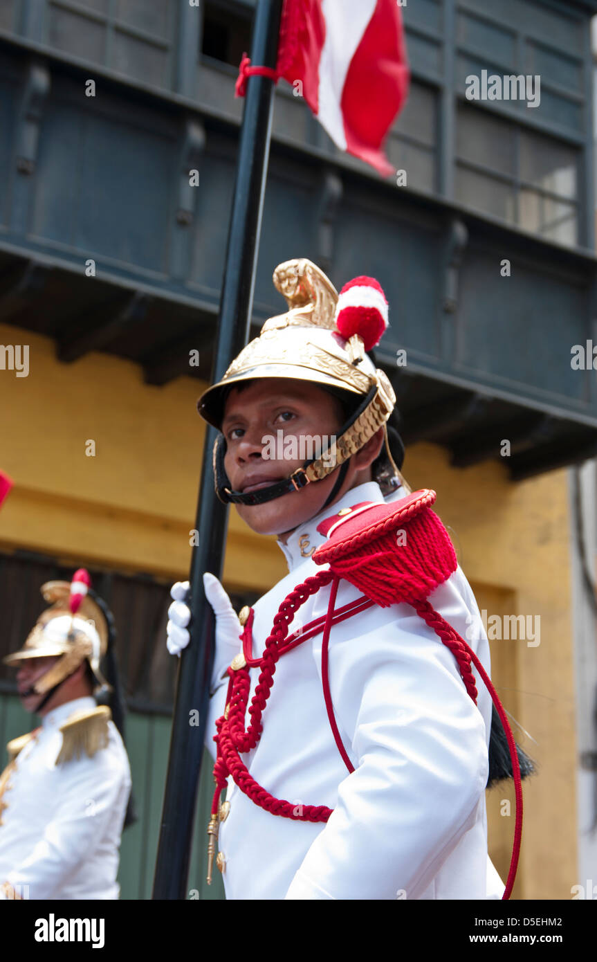 Presidential guard at Government Palace in Lima. Peru Stock Photo - Alamy