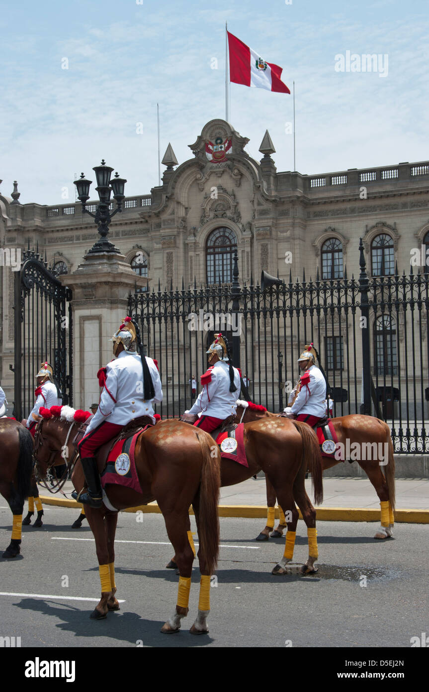 Band presidential guard parade hi-res stock photography and images - Alamy