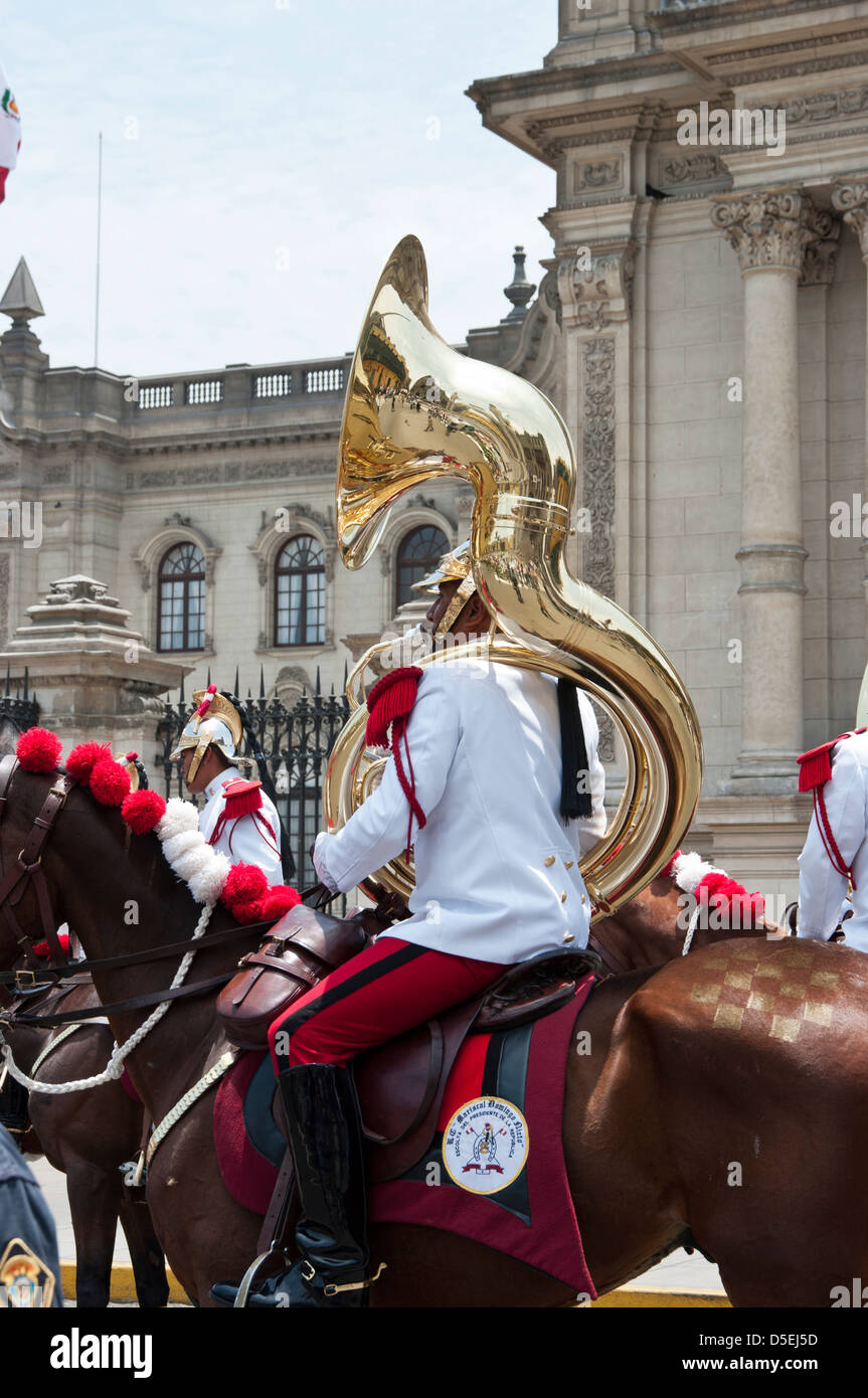 Band presidential guard parade hi-res stock photography and images - Alamy