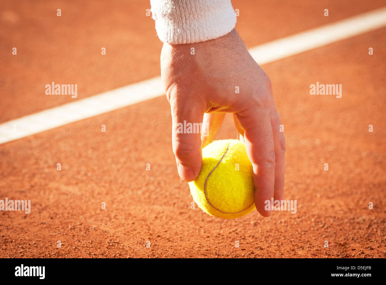 Wimbledon tennis hit by ball hi-res stock photography and images - Alamy