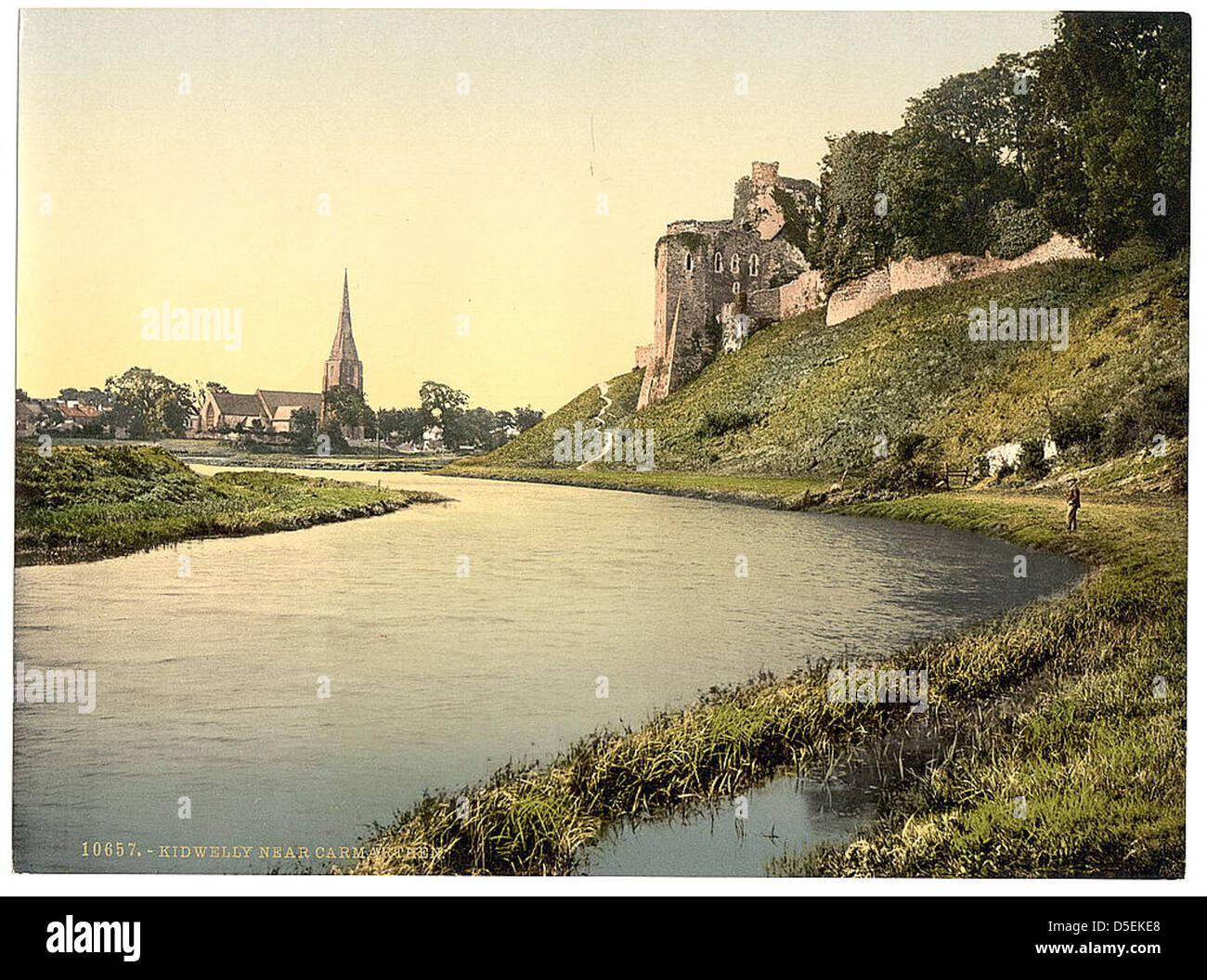 A photograph of Kidwelly Castle and the Gwendraeth River in ...