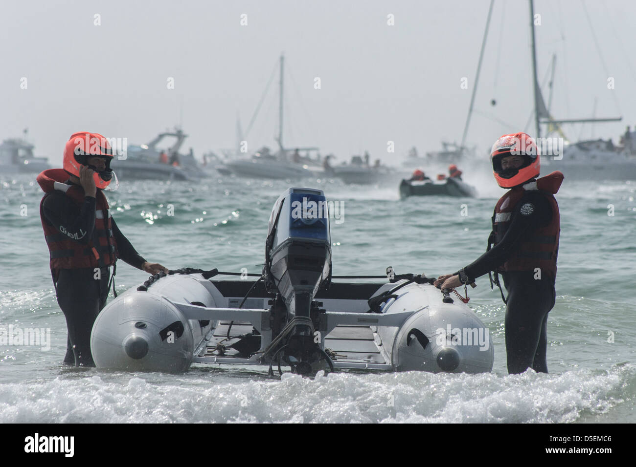 Power boats in action hi-res stock photography and images - Alamy