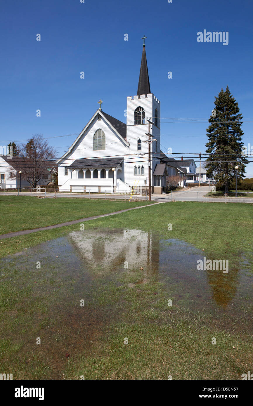 Hampton church hi-res stock photography and images - Alamy