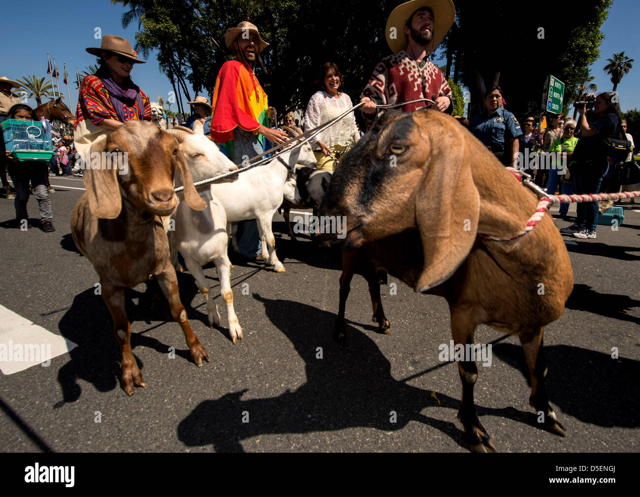 Los Angeles, California, USA. 30th March, 2013. People queue up with ...