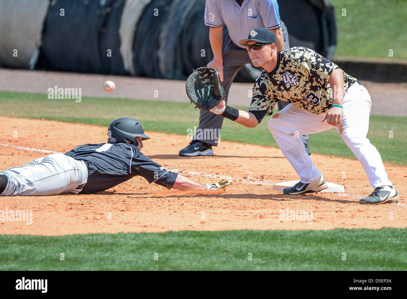 March 30, 2013: Southern Miss inf Breck Kline (4) doesn't beat the ...