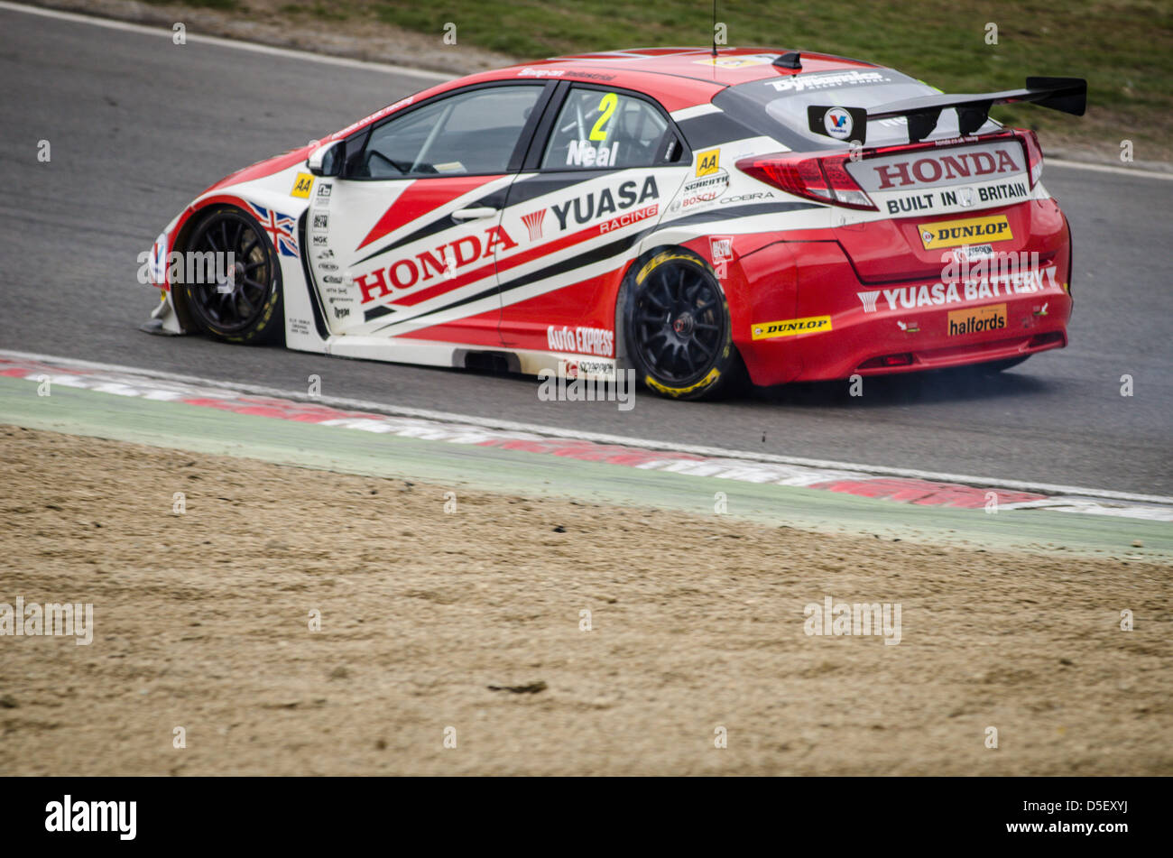 Round 1, British Touring Car Championship. Brands Hatch Race circuit ...