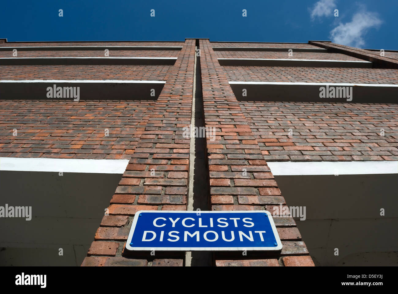 cyclists dismount sign, twickenham, middlesex, england Stock Photo - Alamy