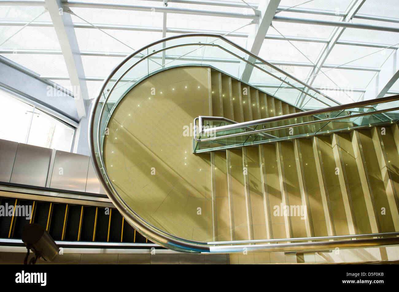Staircase inside Ibn Battuta Metro Station Dubai Stock Photo - Alamy
