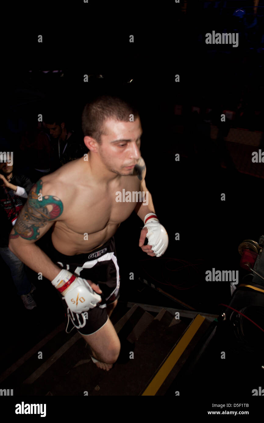 IMPERA MMA Fighting Championship 2013 Rome, the match between Luca ...