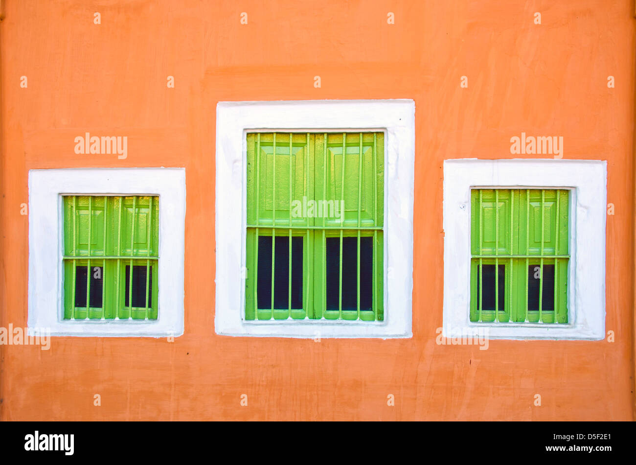 India wall glass hi-res stock photography and images - Alamy
