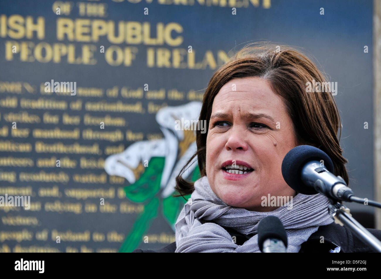 Vice president of sinn fein mary lou mcdonald hi-res stock photography and images - Alamy