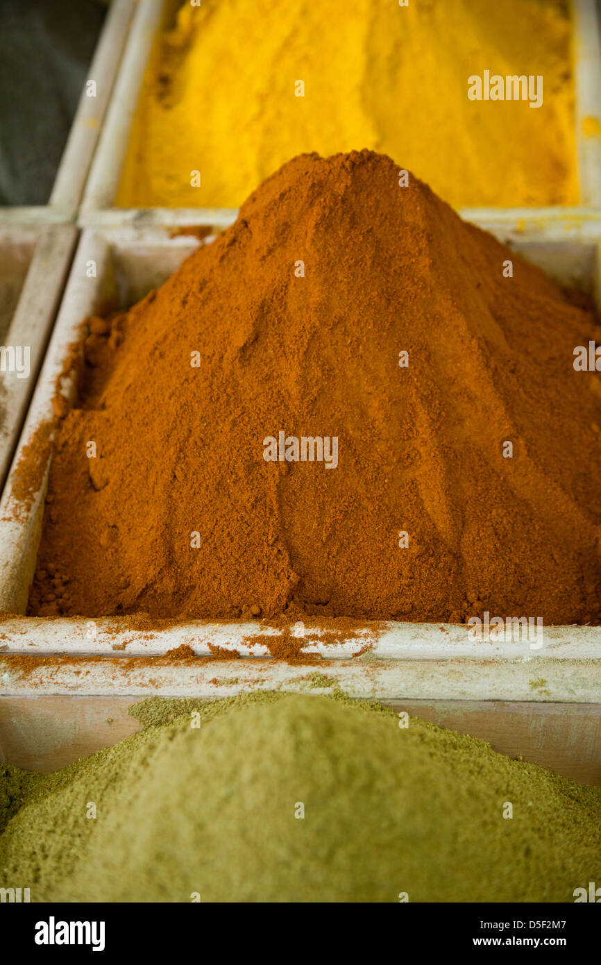 Colorful aromatic ingredients. Dry spices and herbs Stock Photo - Alamy