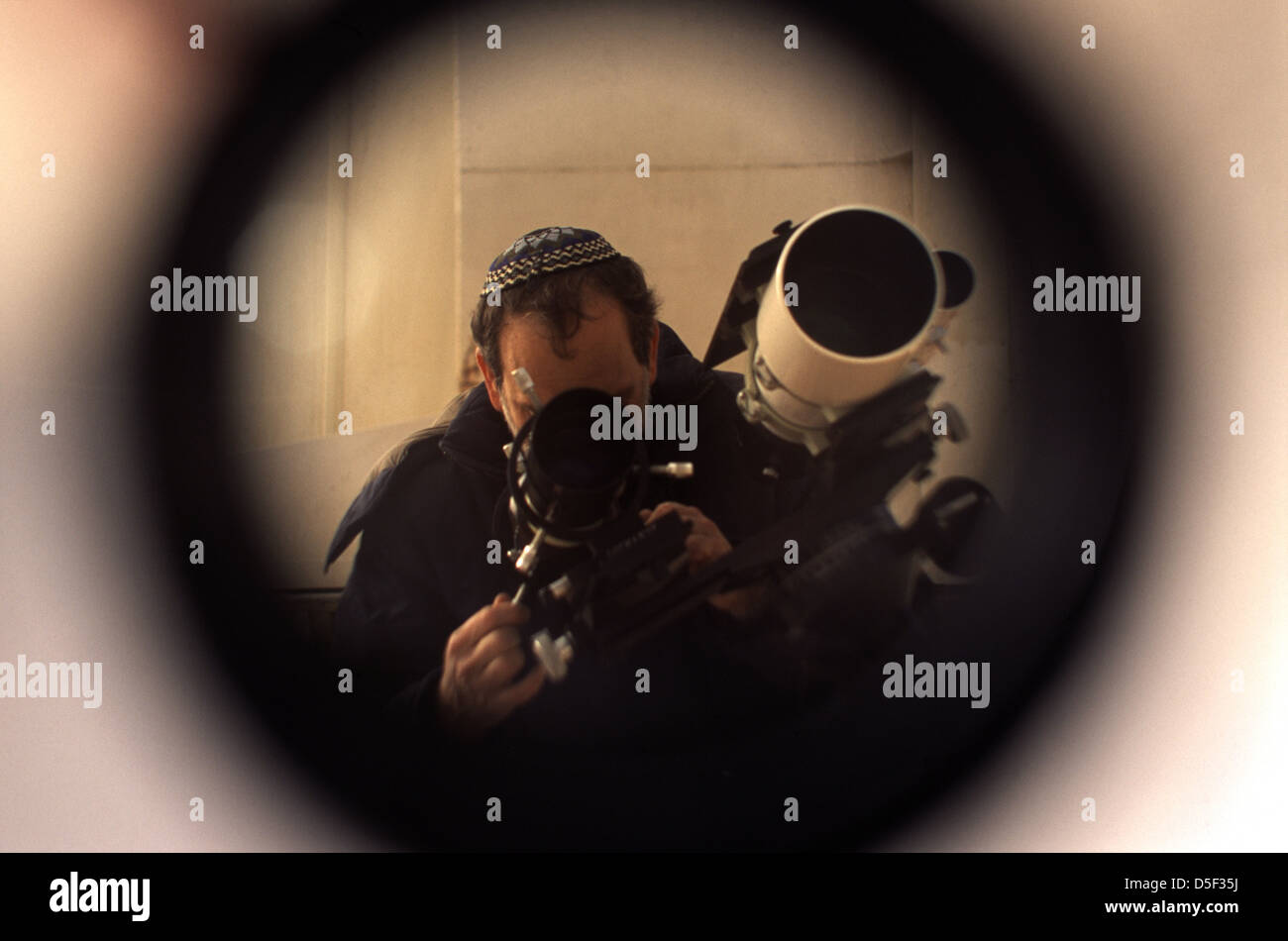 Astronomical observatory astronomer hi-res stock photography and images ...