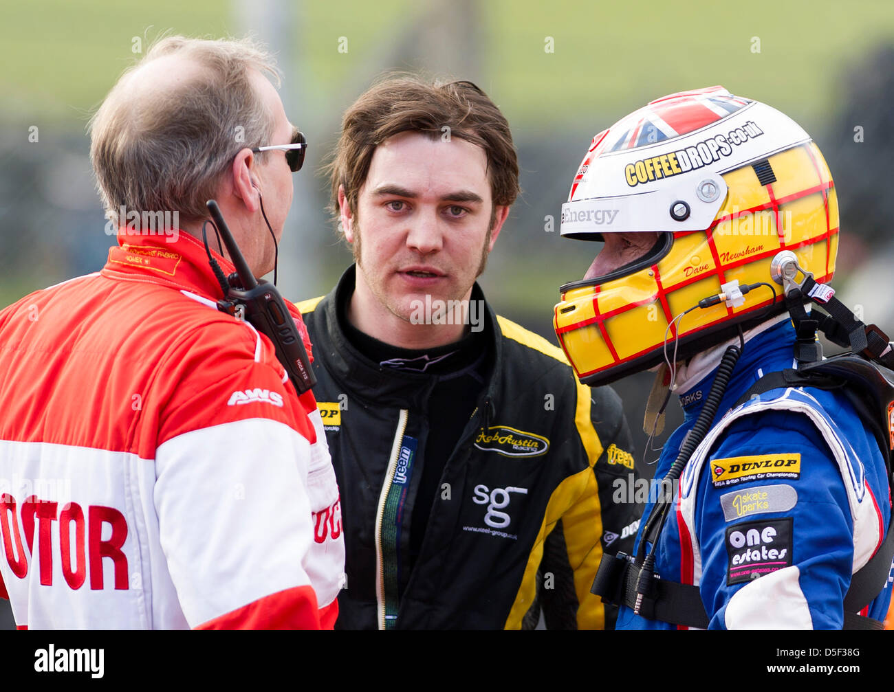 31.03.2013 Brands Hatch, England. The BTCC doctor talks to Rob Austin ...