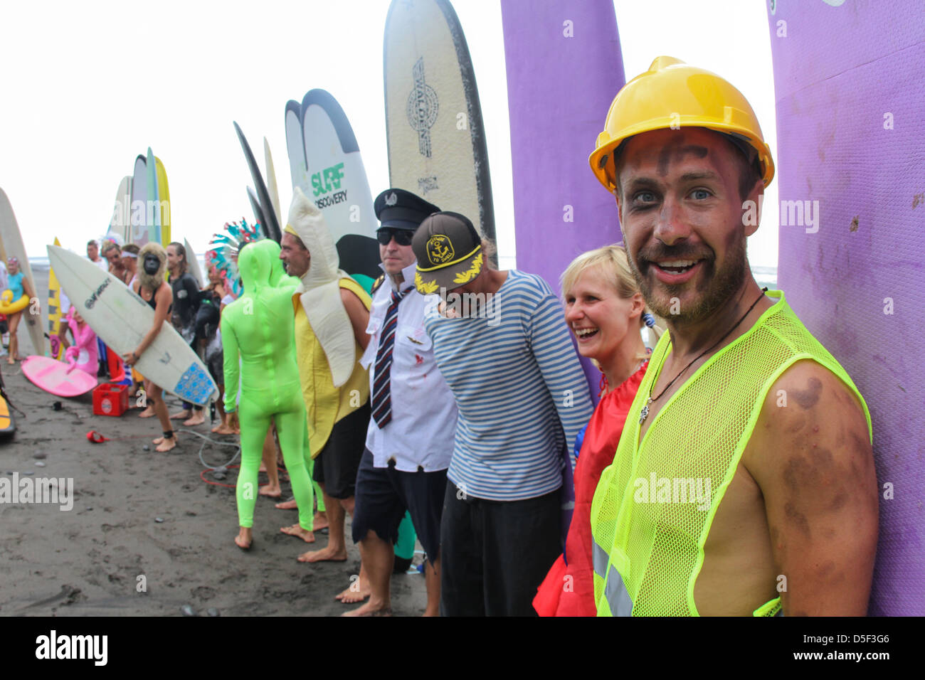 freaks go surfing Stock Photo - Alamy