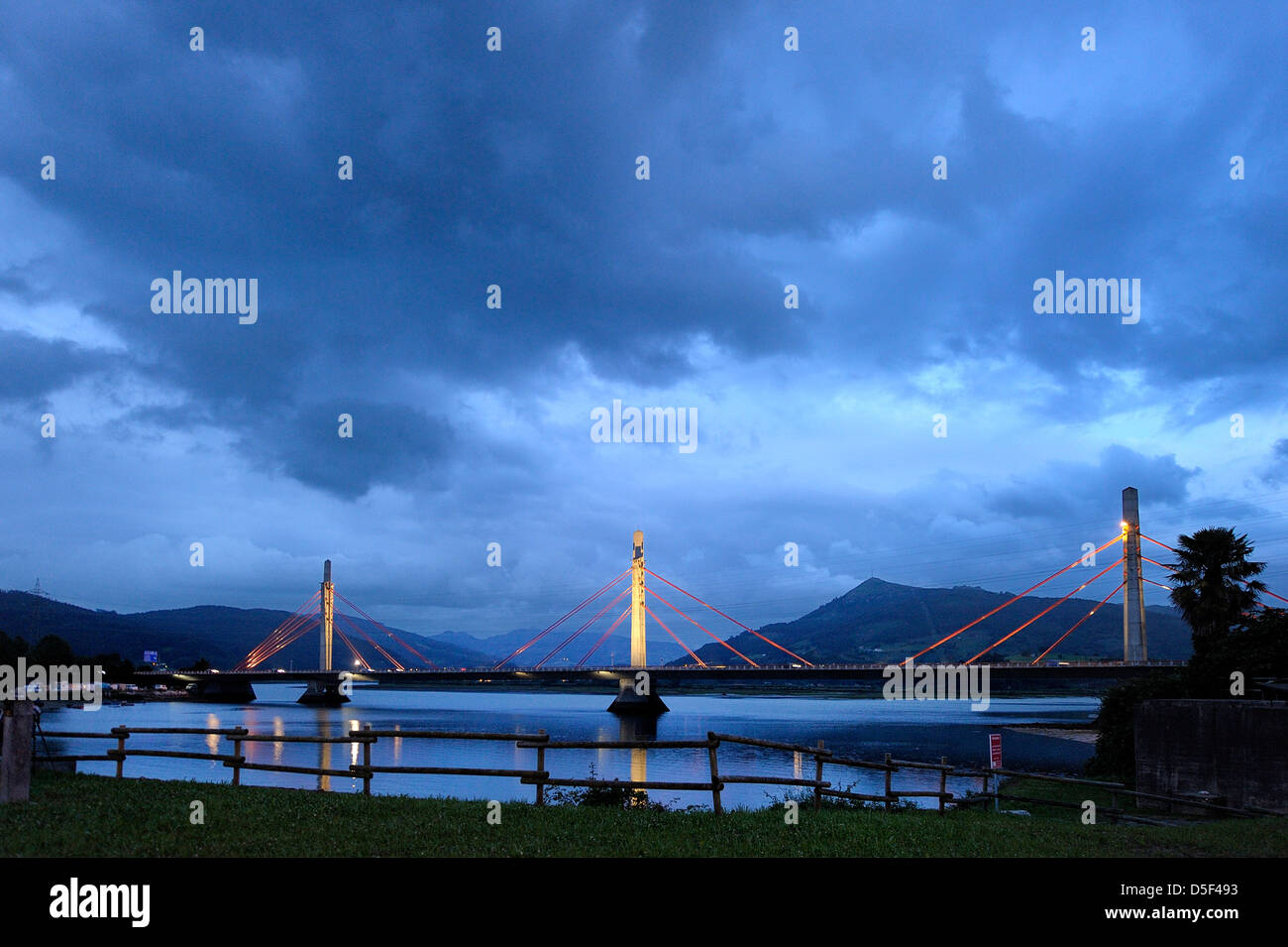 Colindres bridge, Cantabria, Spain Stock Photo - Alamy