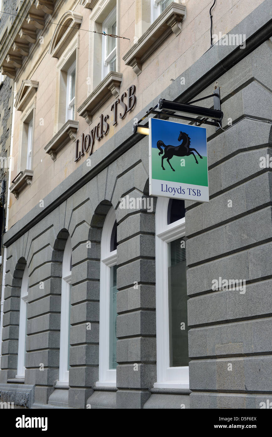 Lloyds TSB bank exterior sign Stock Photo - Alamy Lloyds TSB bank exterior sign Stock Photo - Alamy