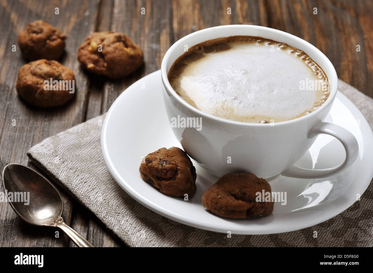 Cappuccino and cookies hi-res stock photography and images - Alamy