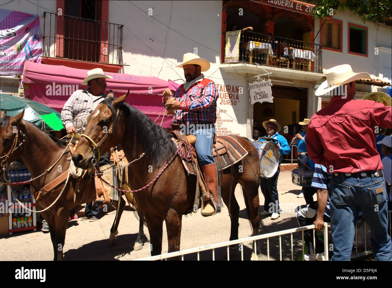 Vaqueros mexico hi-res stock photography and images - Alamy