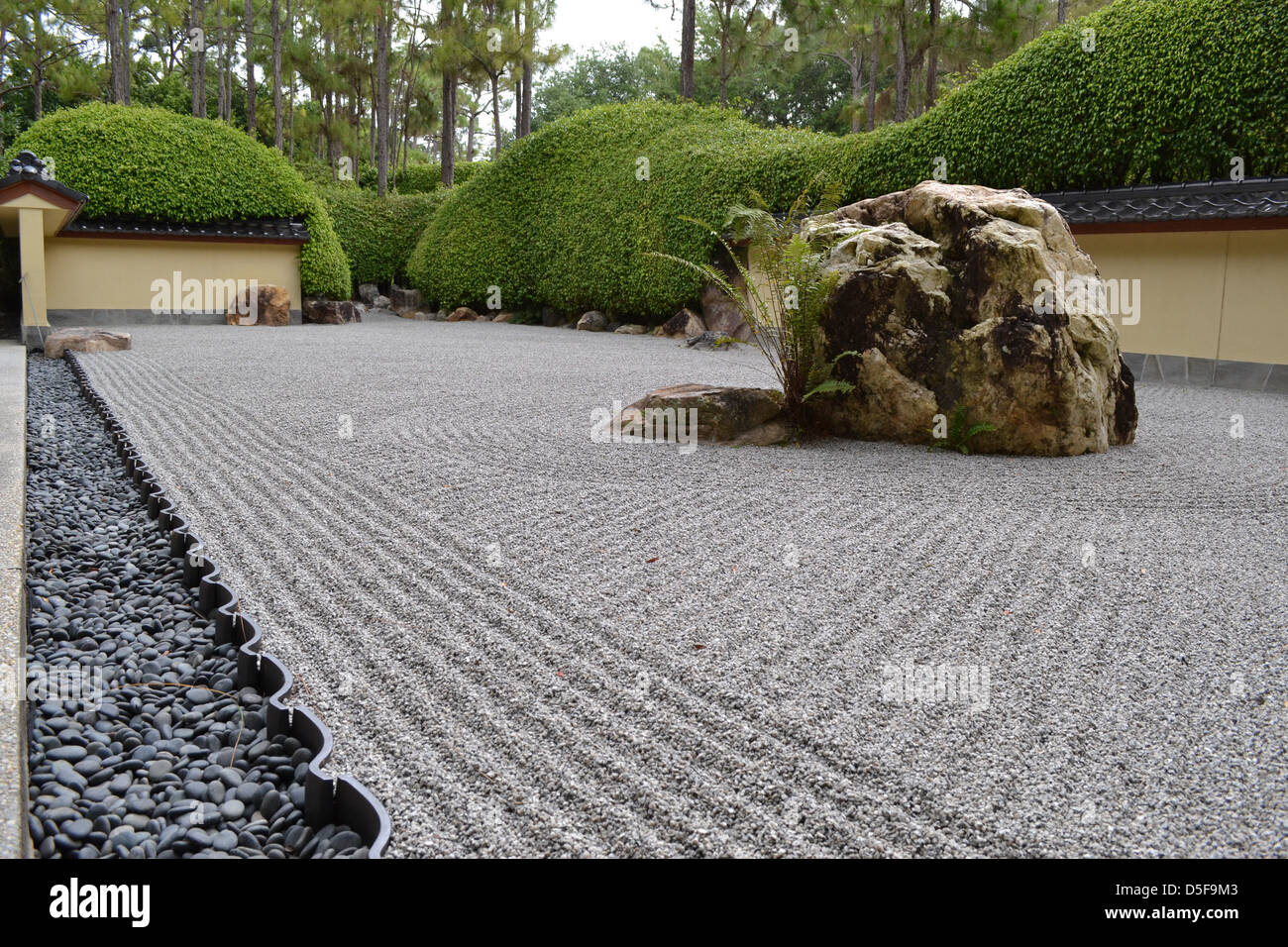 Japanese Stone garden Stock Photo - Alamy