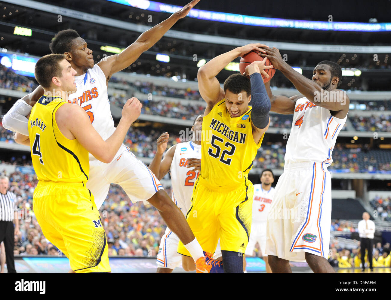 Jordan morgan basketball hi-res stock photography and images - Alamy
