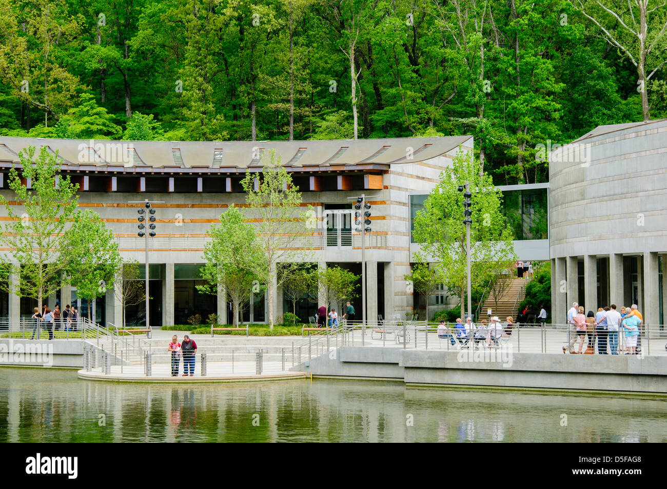 Crystal Bridges Museum of American Art, Bentonville, Arkansas, USA ...