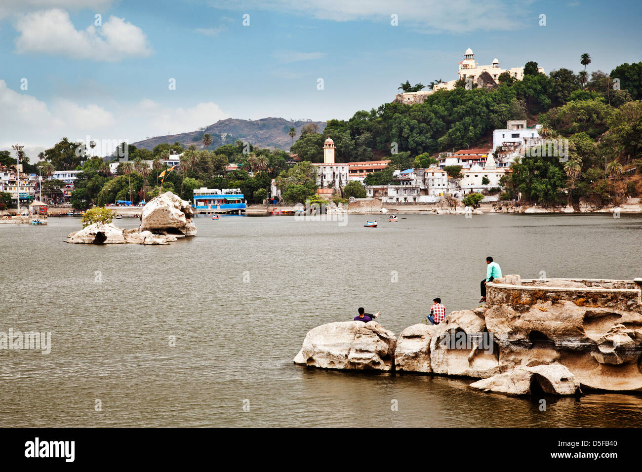 Nakki lake mount abu hi-res stock photography and images - Alamy