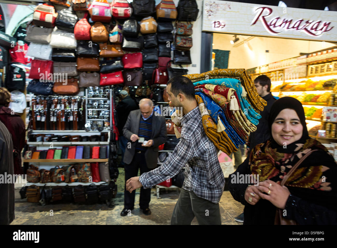 Grand Bazaar, Kapali Carsi, Istanbul, Turkey Stock Photo - Alamy
