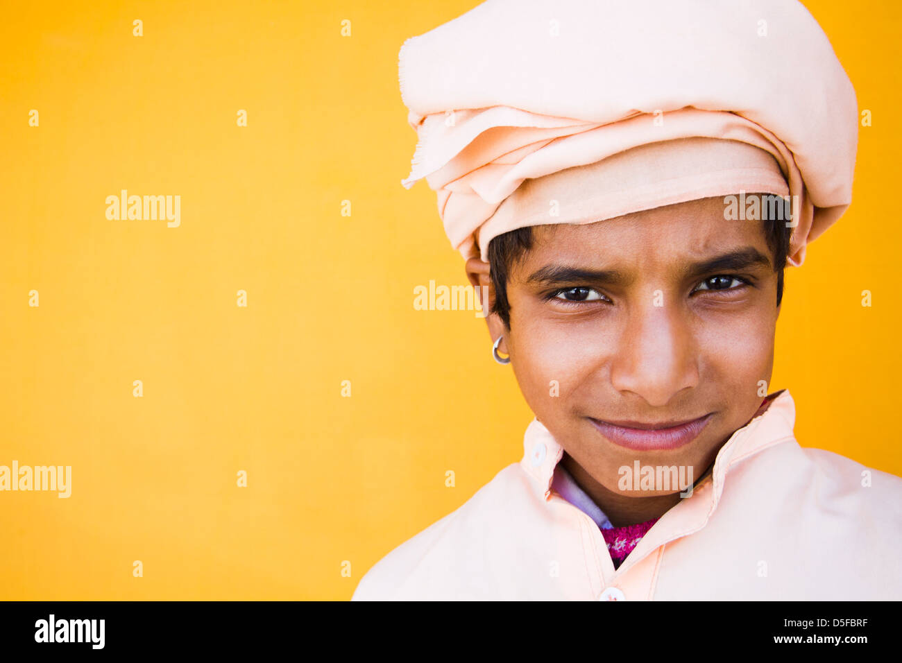 Uttar pradesh child portrait hi-res stock photography and images - Alamy