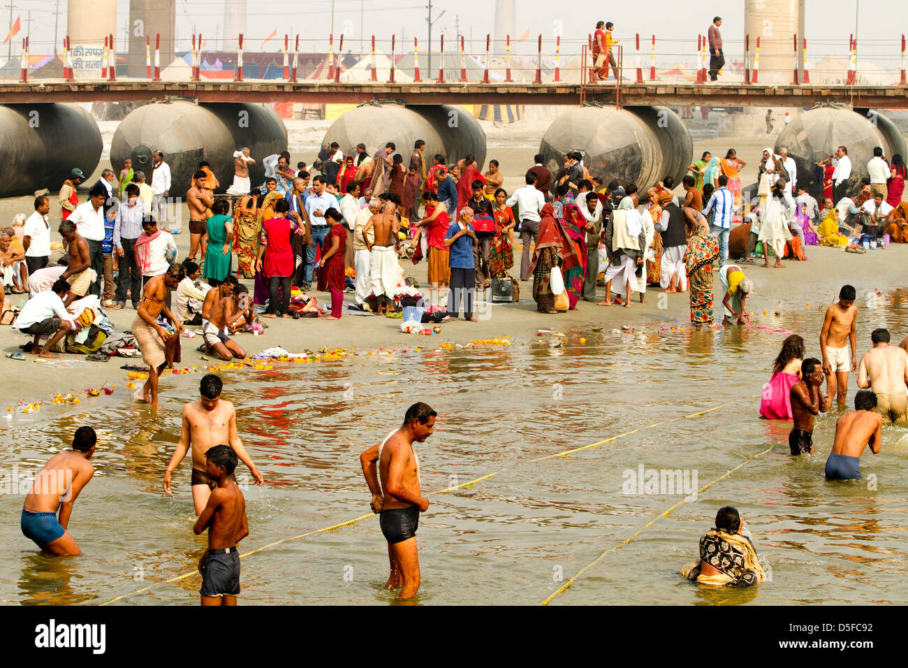 Triveni sangam hi-res stock photography and images - Alamy