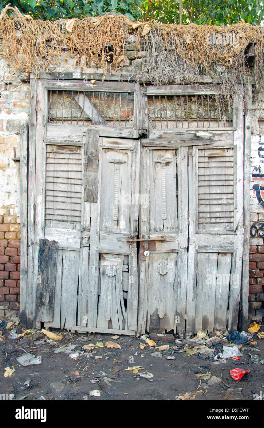 Bad design door handle hi-res stock photography and images - Alamy