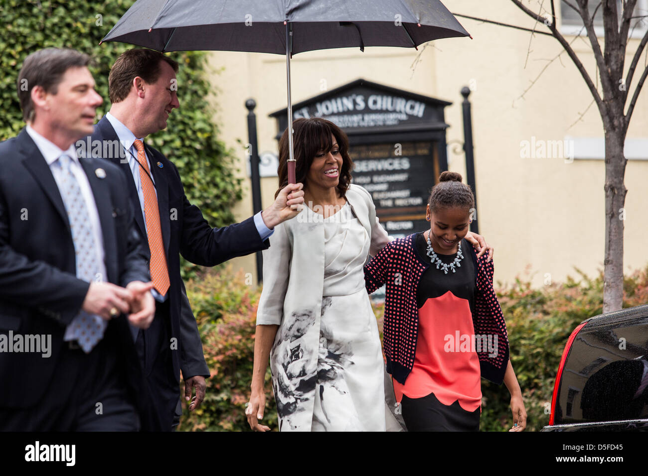 Washington DC, USA. 31st March, 2013. First Lady Michelle Obama walks ...