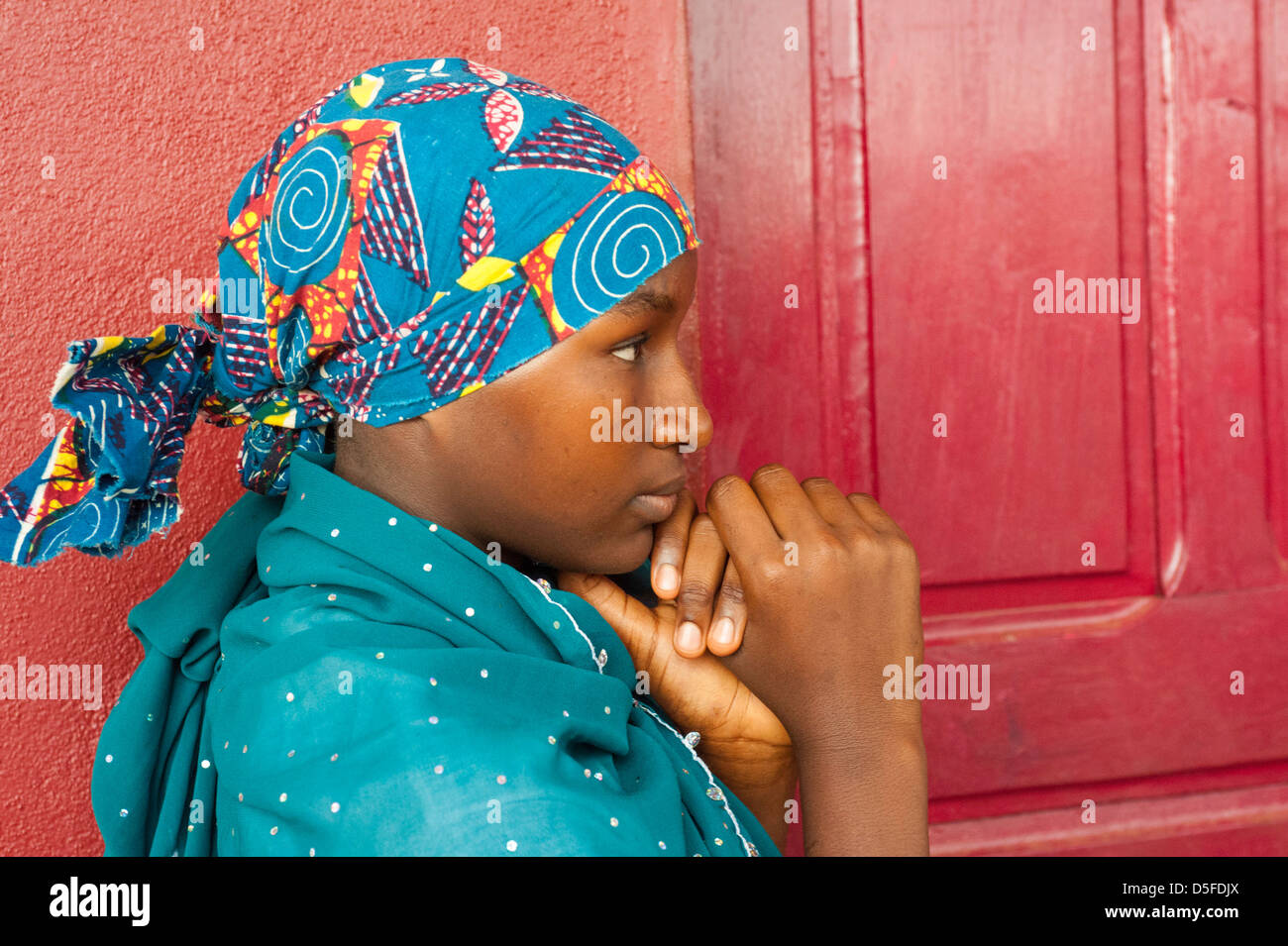 Muslim girls african hi-res stock photography and images - Alamy