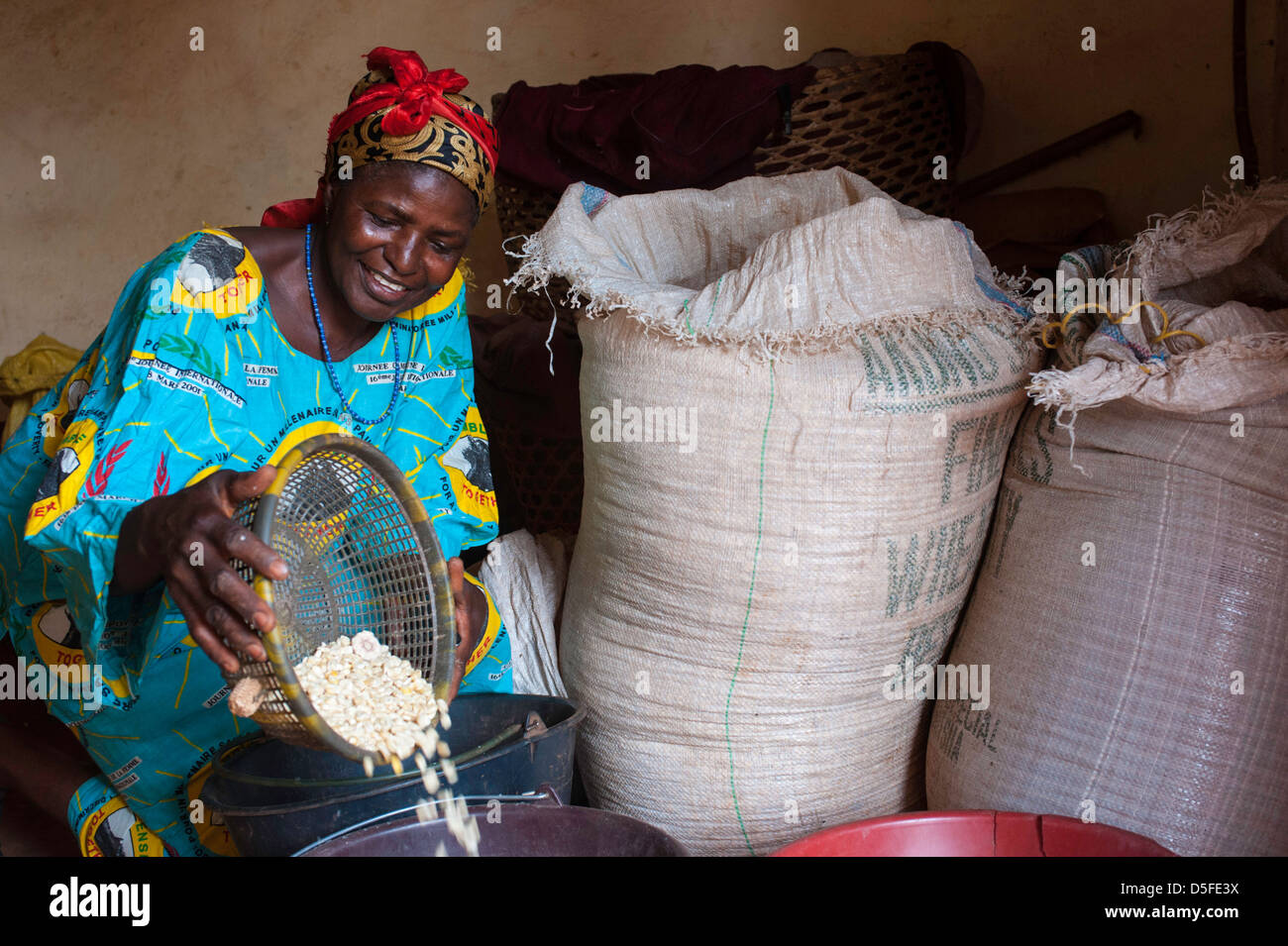 African widow hi-res stock photography and images - Alamy