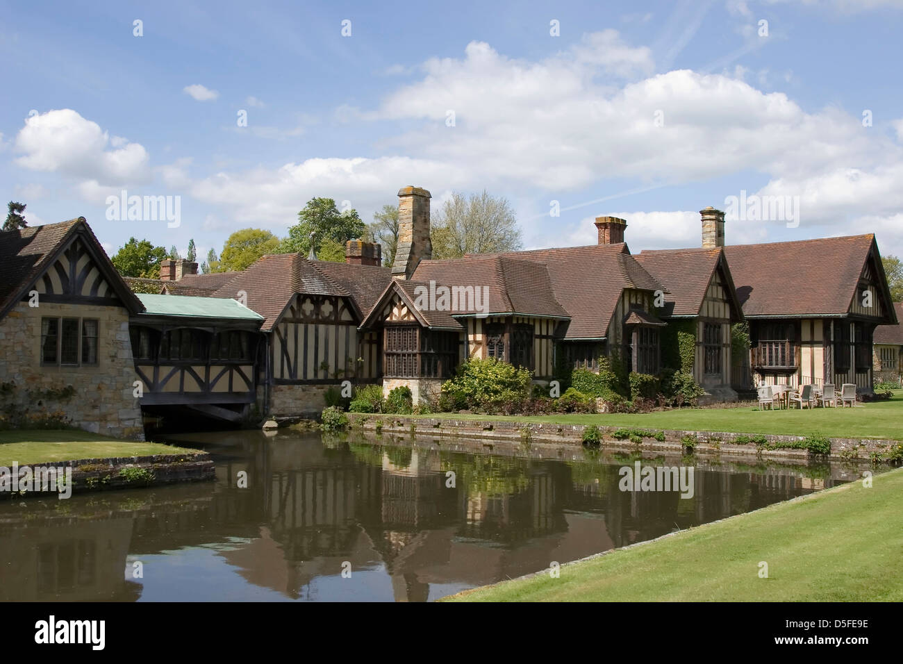 Hever Castle Cottages, Hever, Kent, England Stock Photo - Alamy