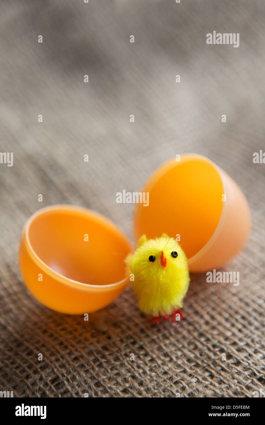 Plastic egg hi-res stock photography and images - Alamy