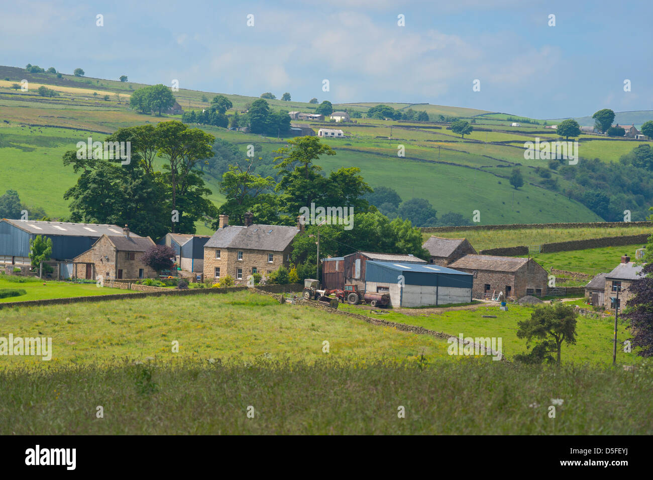 Longnor hi-res stock photography and images - Alamy