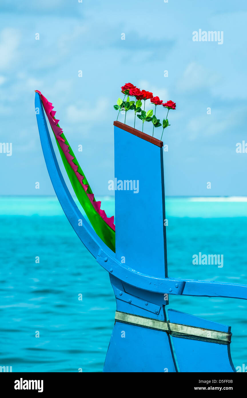 Part of the Maldivian traditional boat dhoni Stock Photo - Alamy