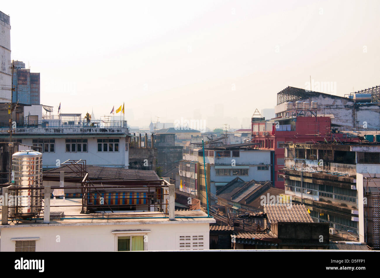 Asian roof hi-res stock photography and images - Alamy