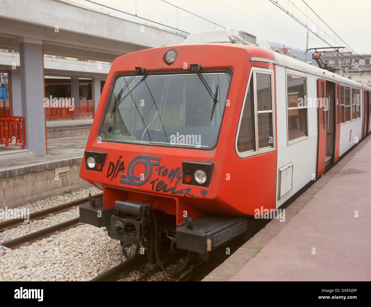 Circumvesuviana railway hi-res stock photography and images - Alamy